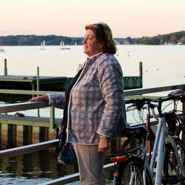 Karen L. Banach (nee Beutner) | The Dietrich Funeral Home