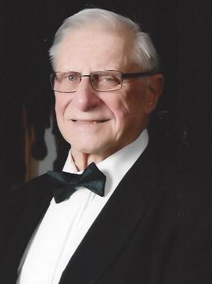Robert H. Wiegand | The Dietrich Funeral Home